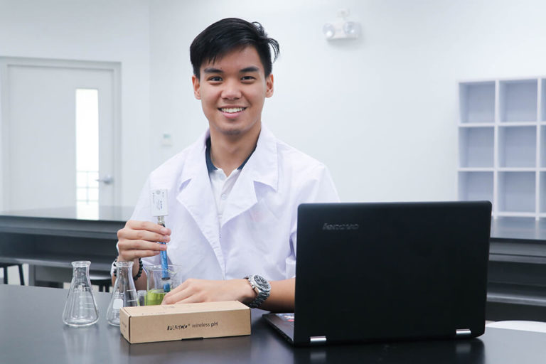 Importance of Choosing the Right Senior High School Track or Strands ...